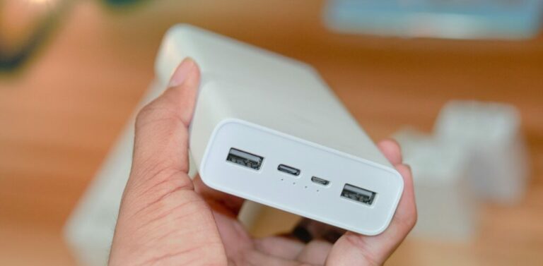 How to Properly Charge Power Banks